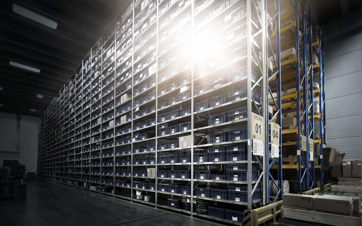 Static small parts storage