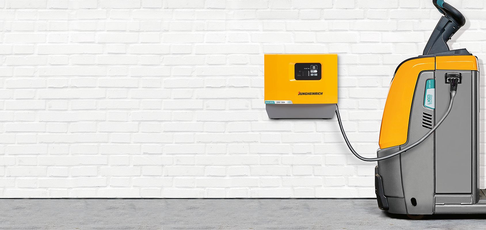 Battery and charger rental Jungheinrich