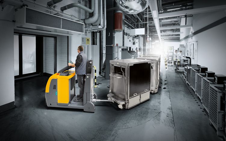 Electric Tow Tractors for Easy Transport in your Warehouse
