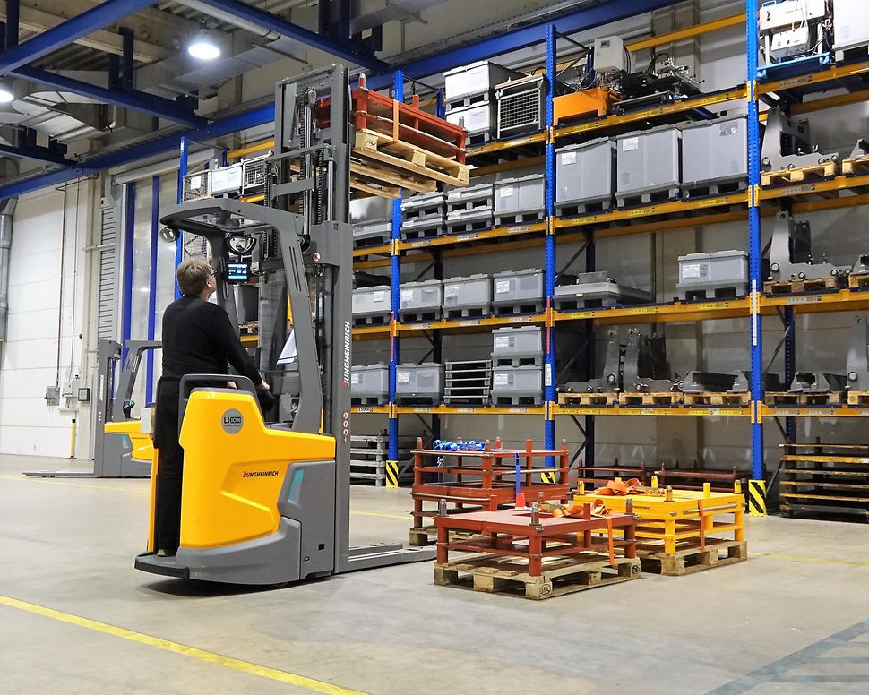 ERC 216zi praktijktest | Jungheinrich