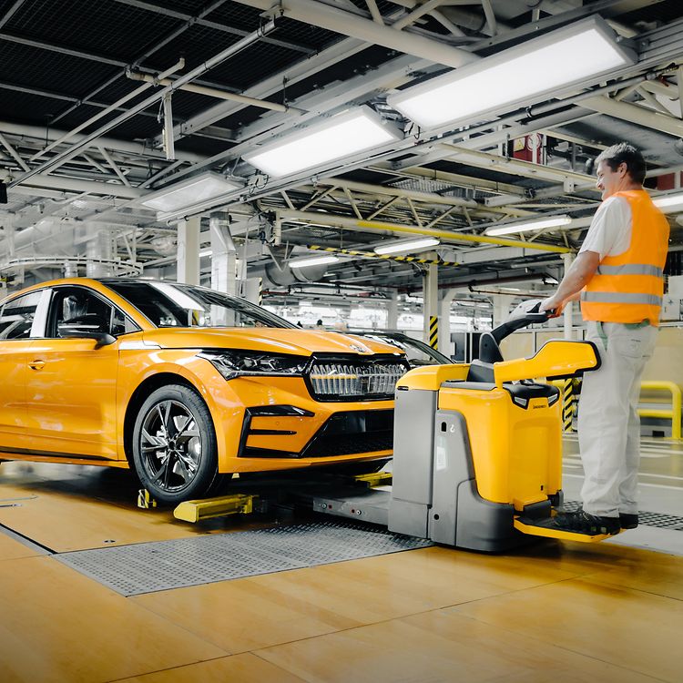 Škoda Auto - vozík na míru | Jungheinrich