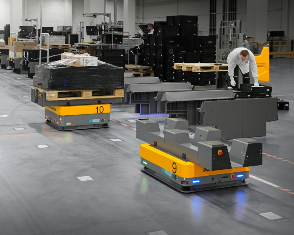 Mobile Industrial Robots | Jungheinrich