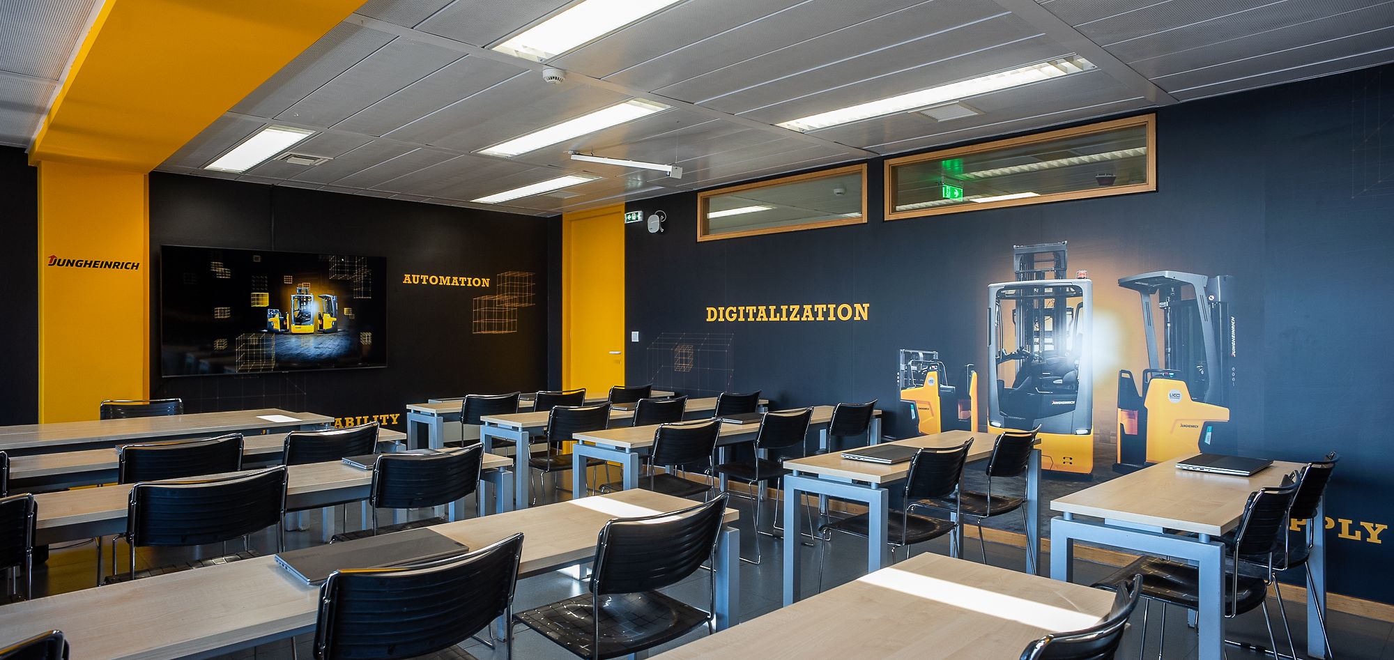 Νέο Jungheinrich Logistics Lab στις εγκαταστάσεις του BCA College