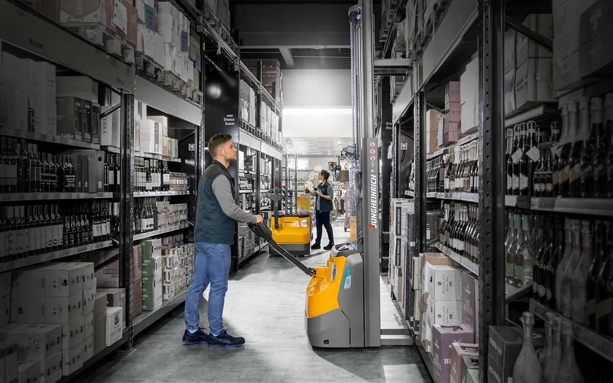 Persbericht: Jungheinrich presenteert nieuwe lithium-ion meeloop ...