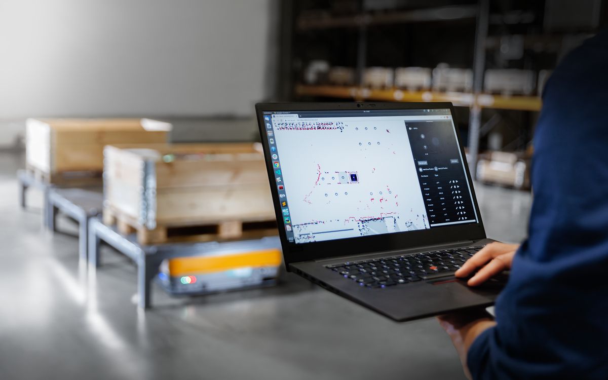 Formation et support utilisateur pour logiciels WMS