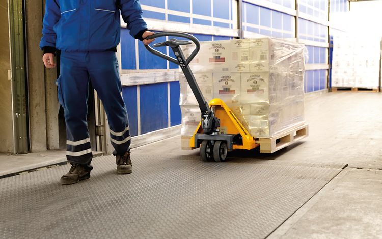 Hand pallet trucks | Jungheinrich