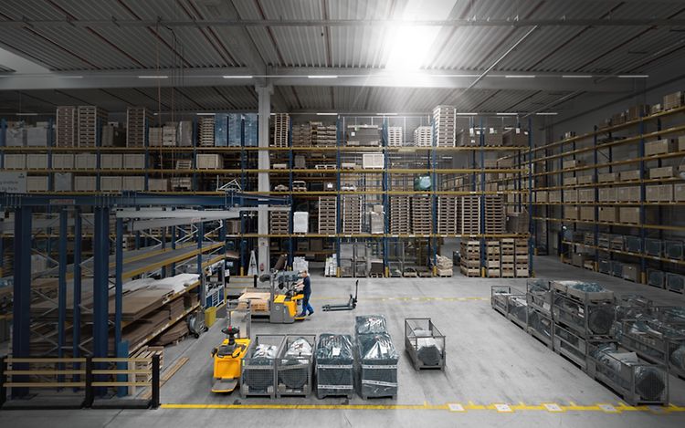 Material Handling for Logistics Industry from Jungheinrich