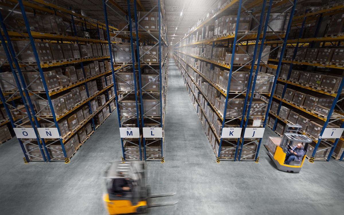 Les rôles clés dans un entrepôt logistique