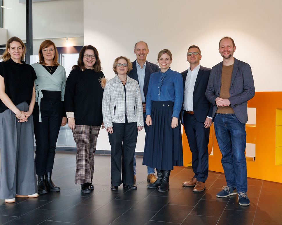 Jungheinrich startet Partnerschaft mit Children for a better world e.V.