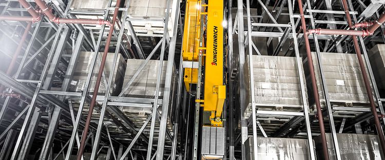 Automated Storage and Retrieval System (ASRS) | Jungheinrich