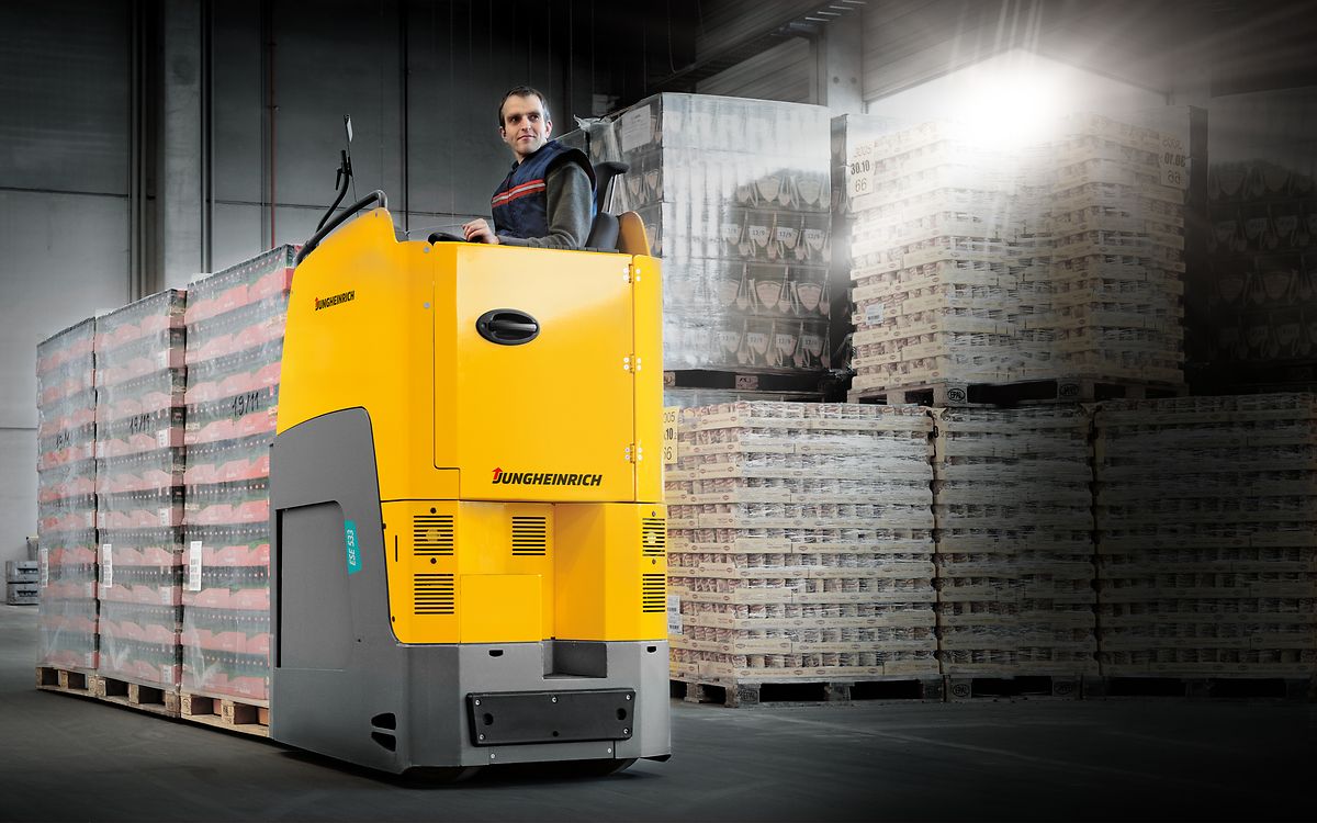 ESE Transpallet elettrico con sedile laterale