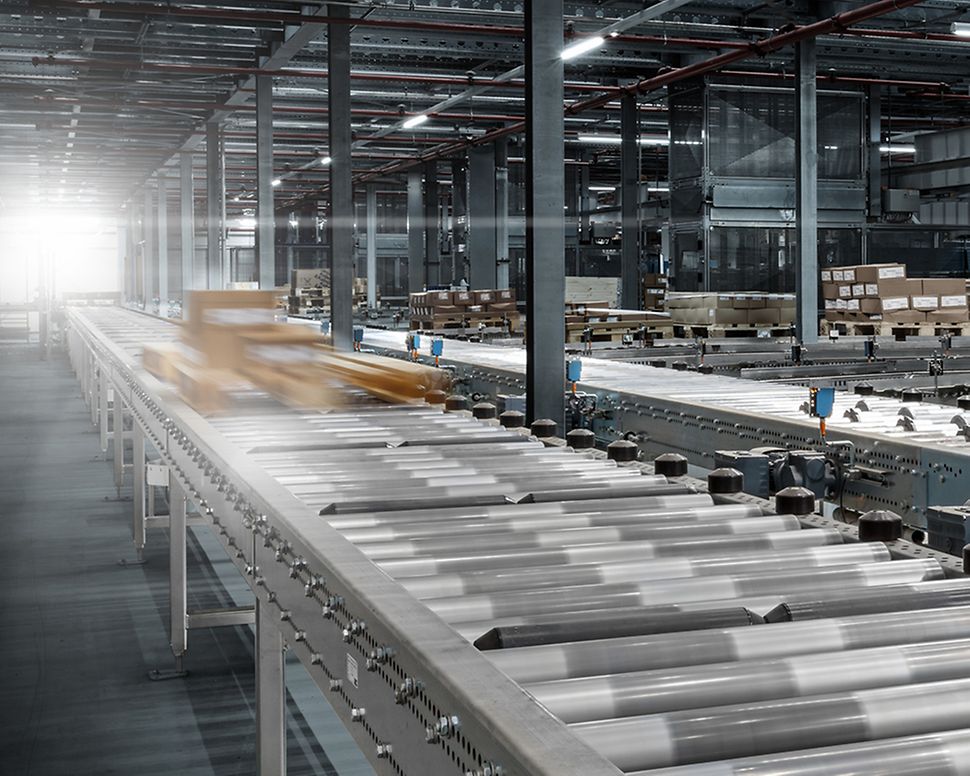 Pallet conveyor | Jungheinrich