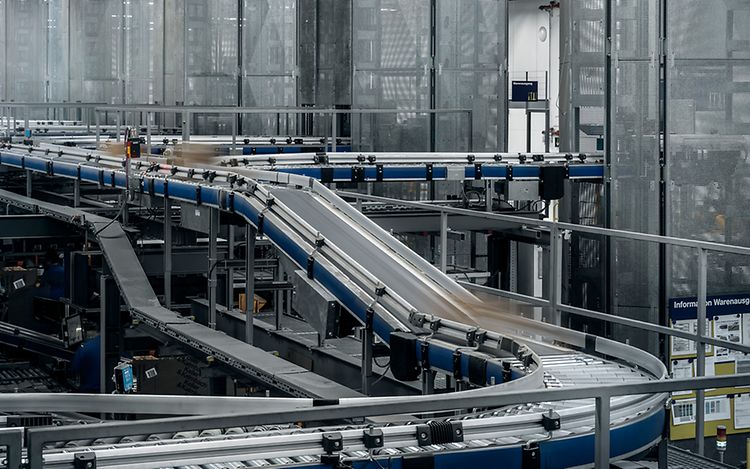 Jungheinrich: Material Handling & Intralogistics Solutions
