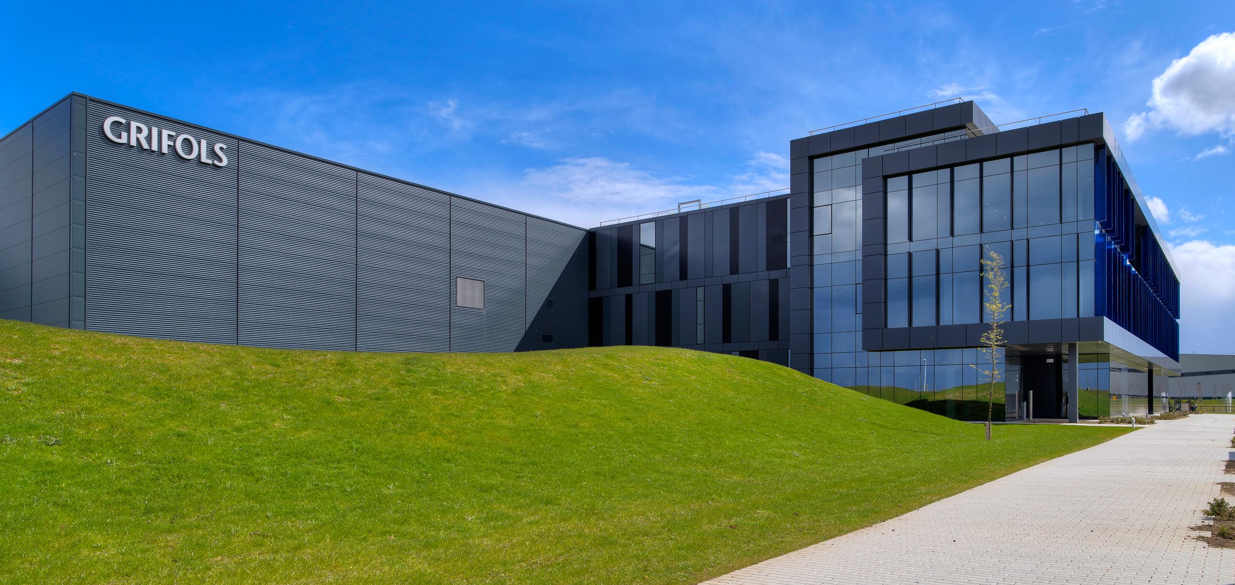 Two high-tech warehouses for healthcare giant Grifols