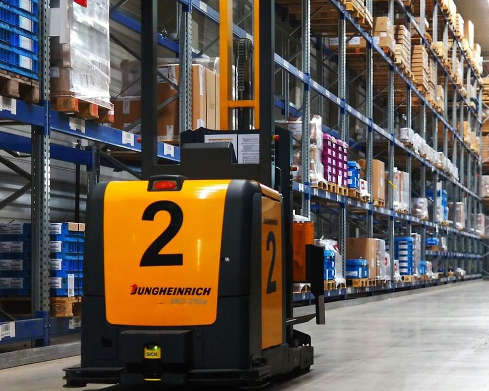 Service provider decides on automated guided vehicle systems