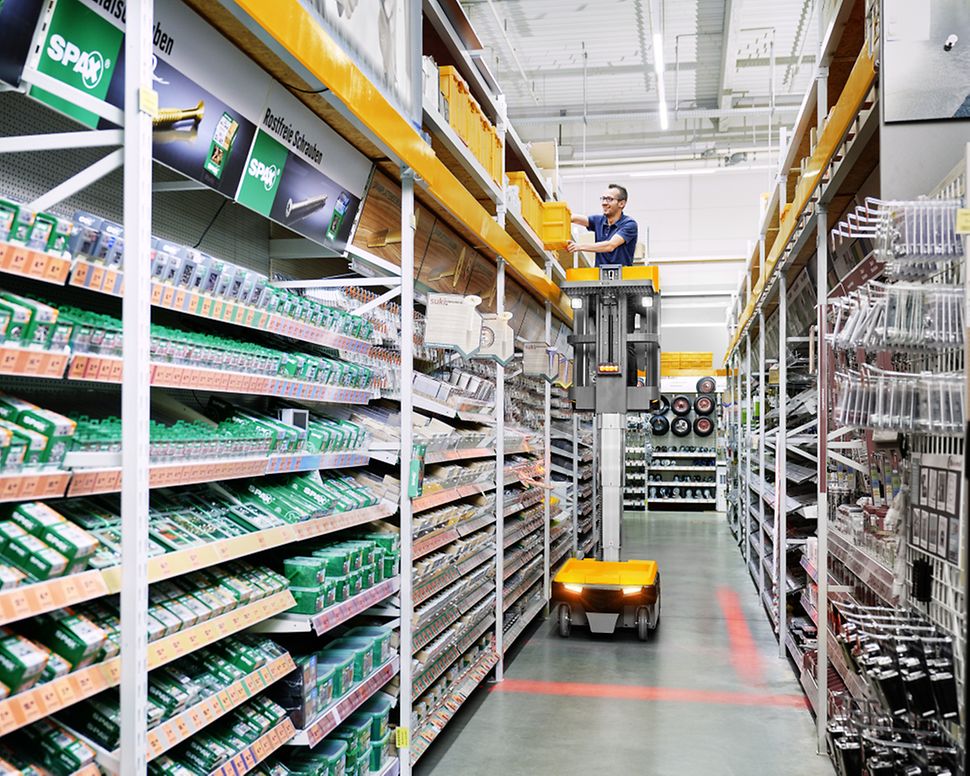 Novo modelo do order picker EKM 202