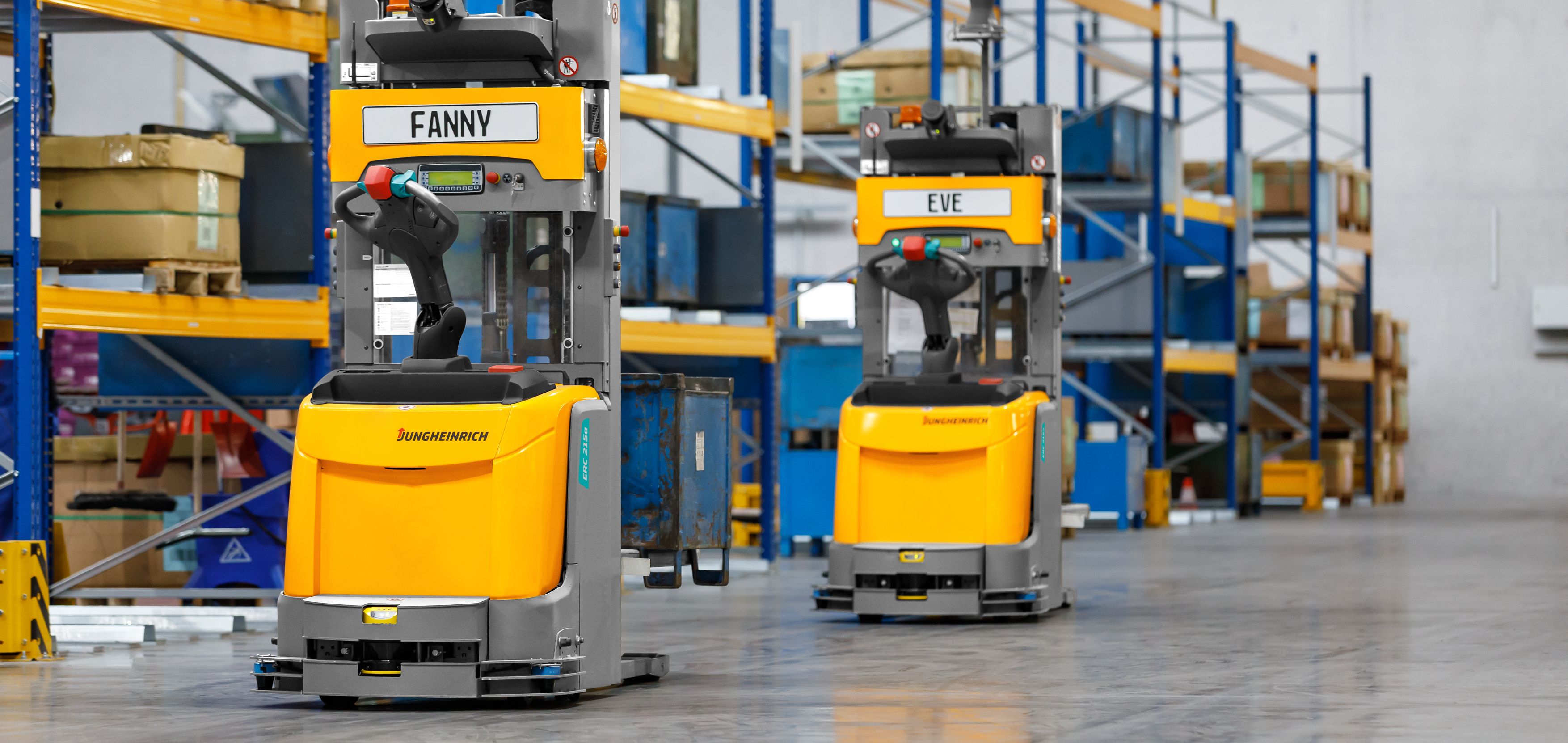 Ultra-modern and fully automated: A high-bay warehouse with growth ...