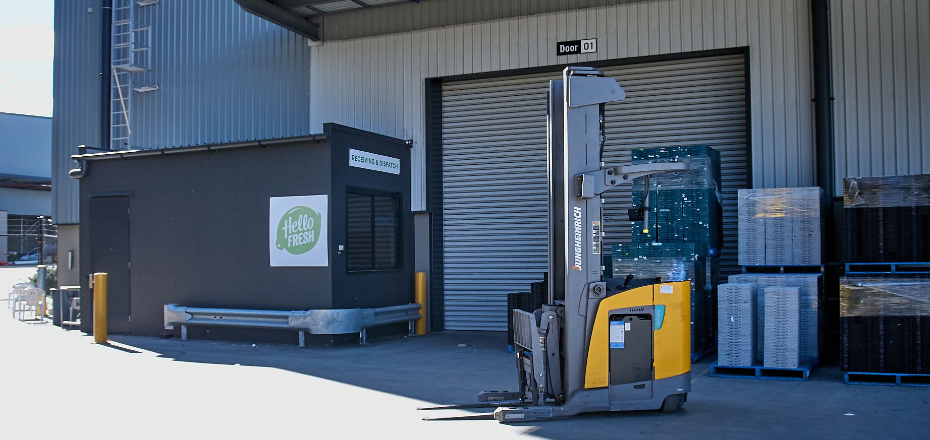 Jungheinrich serves highly efficient food logistics for HelloFresh ...