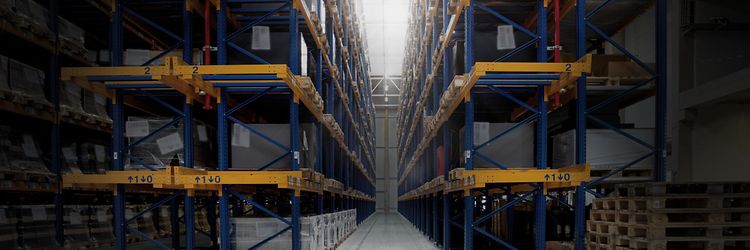 Regały magazynowe a optymalizacja przestrzeni magazynowej | JUNGHEINRICH