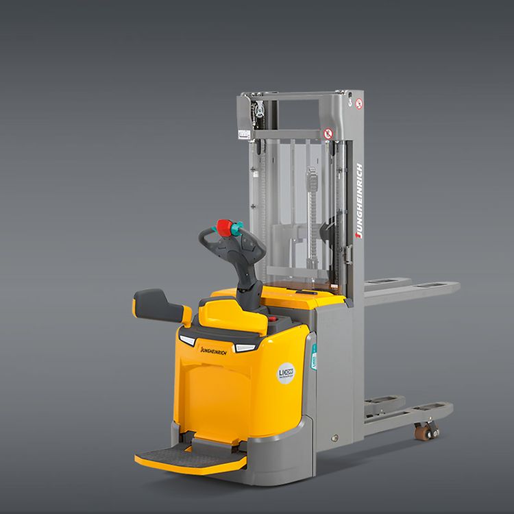 Le gerbeur électrique à timon ERC 212z - 220z | Jungheinrich