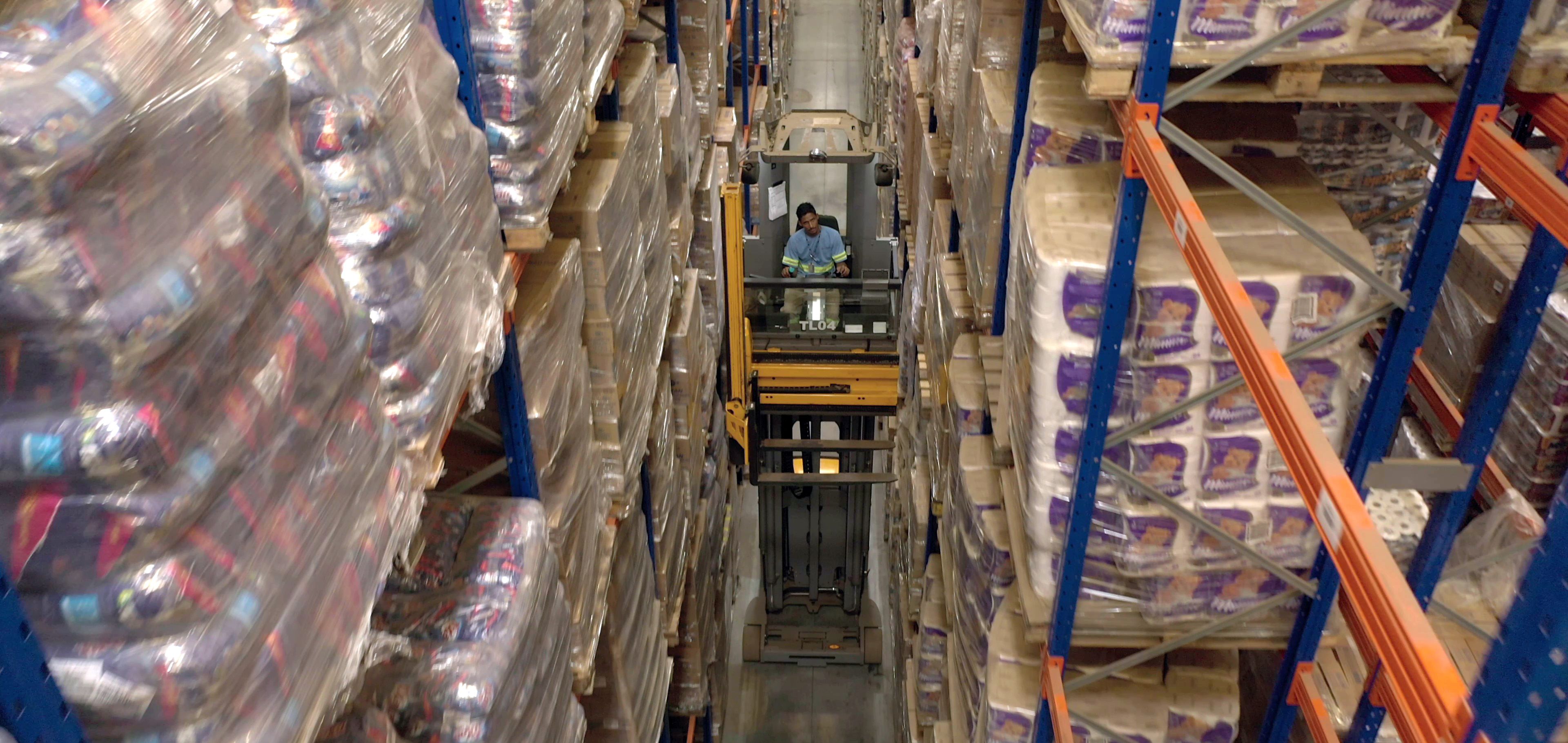 Only the best logistics services. Thanks to Jungheinrich high rack ...