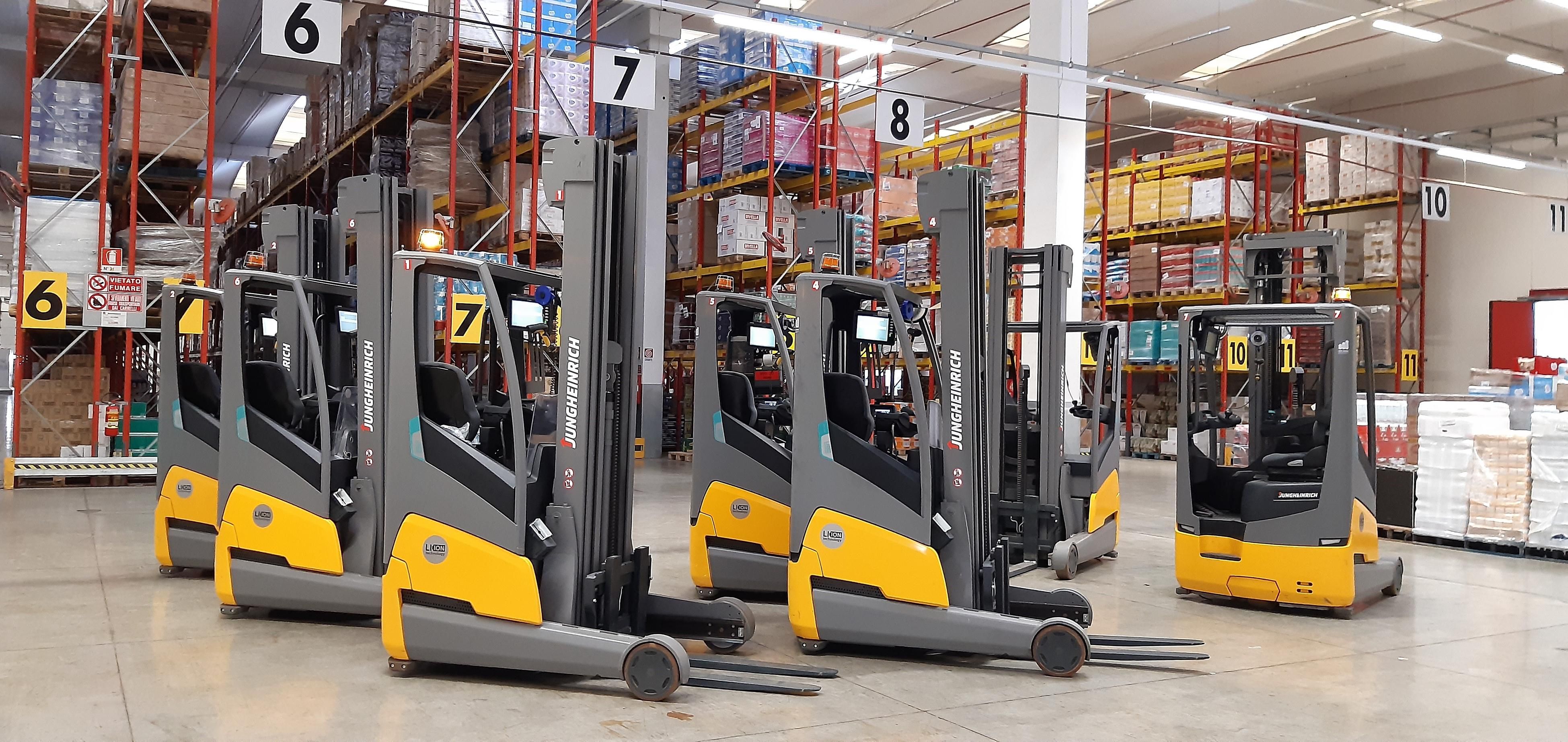 Il 1.000° ETV 216i di Jungheinrich arriva in Italia